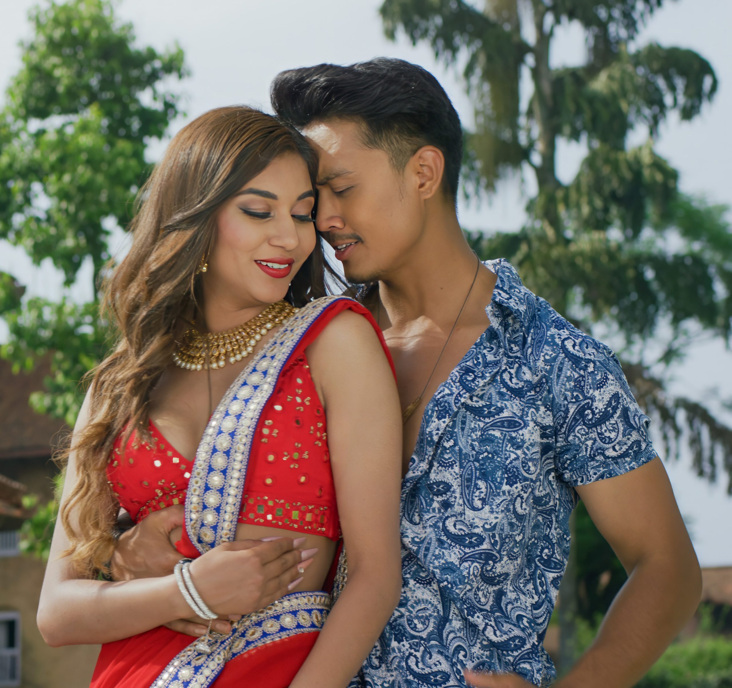 पौष २७ मा 'पर्खी बसें तिमीलाई´ - Hulak Post